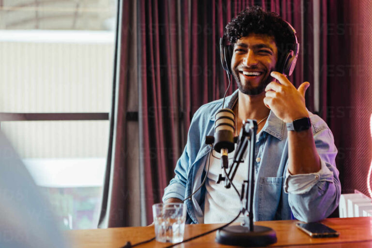 How to comedy career: How Comedians Are Building Sustainable Careers ...
